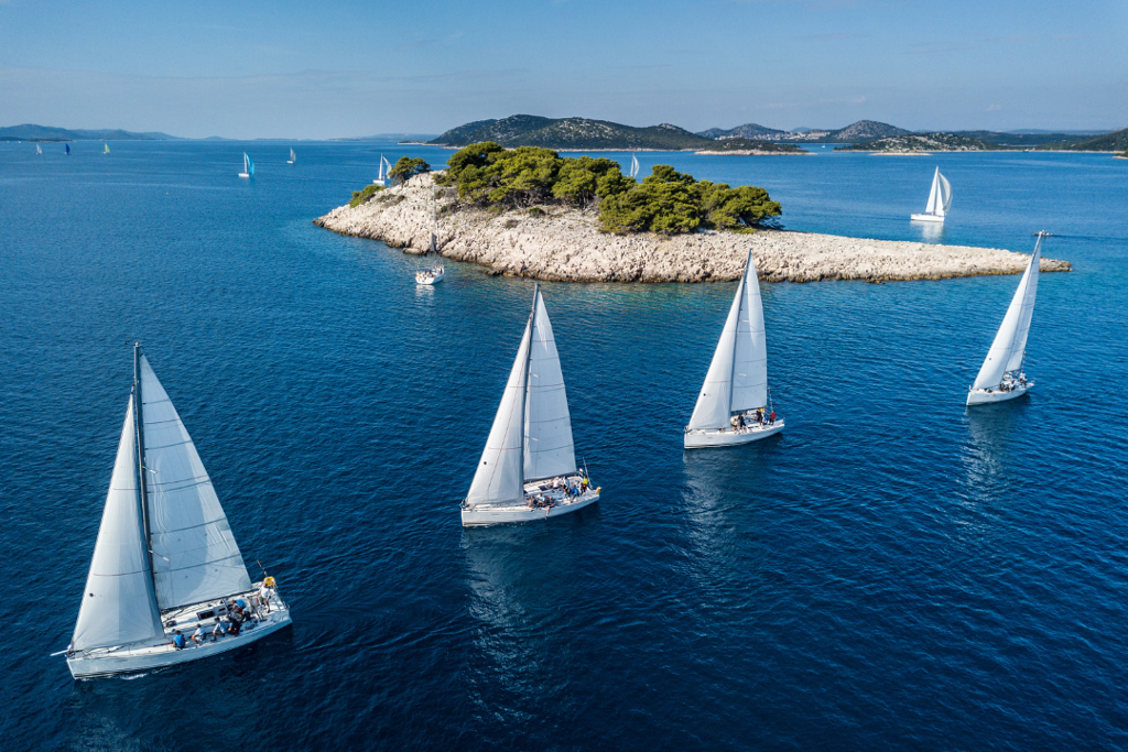 Beginner’s Guide to Custom Sailing Trips | Sebastus